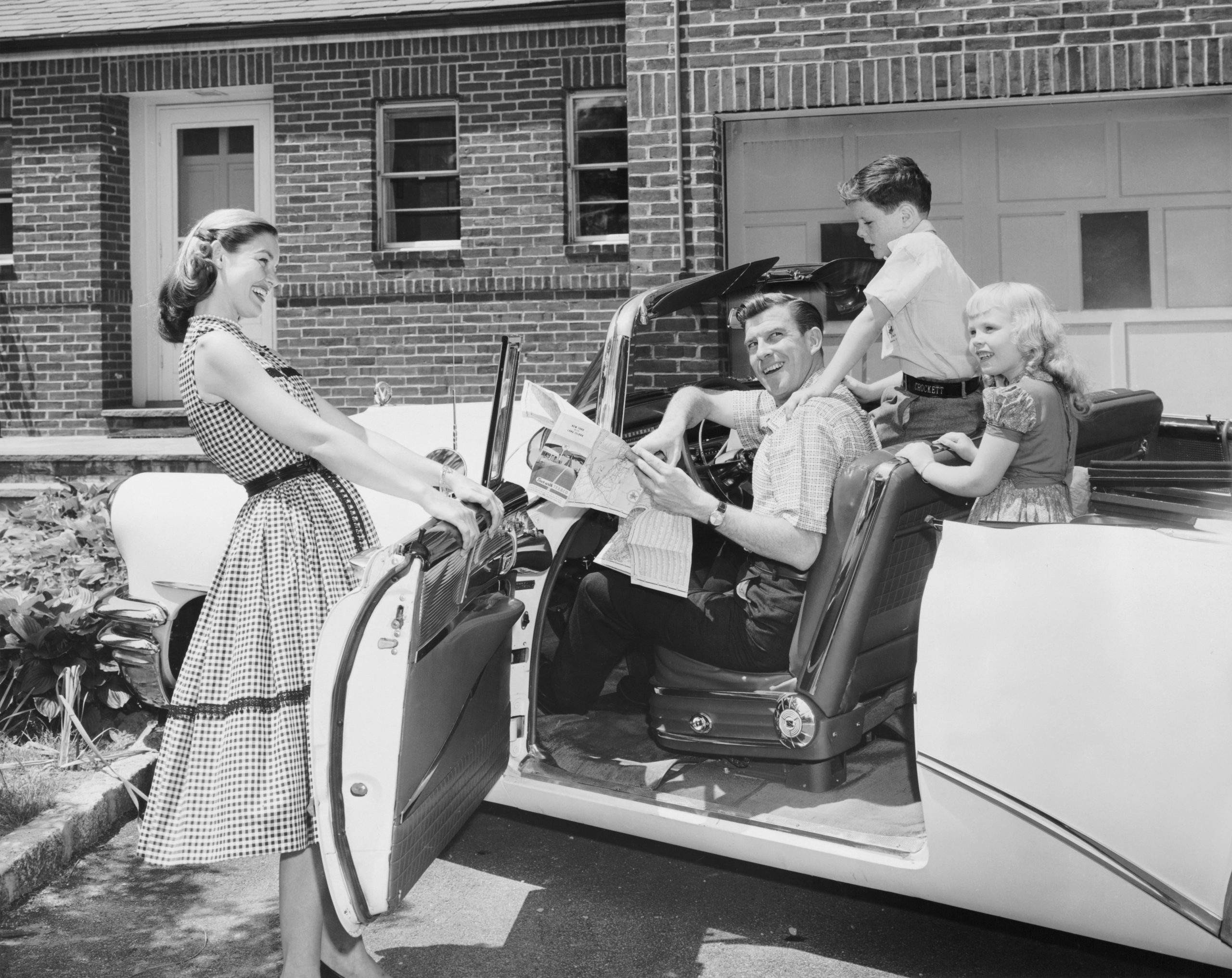 Everything old is new again. Ideas for using vintage images in social ...